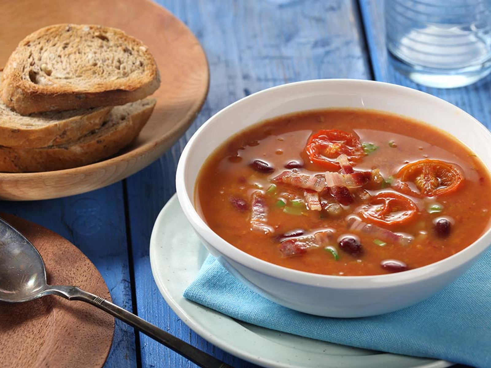 Red summer vegetable stew - Vegeta